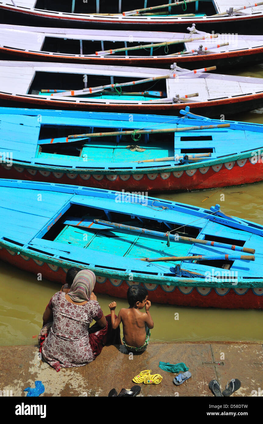 There are many boats for pilgrims and tourists to have short trip on ...