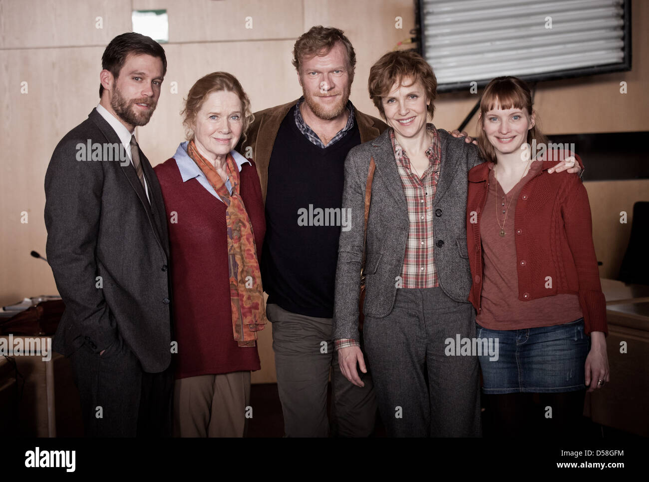 Ken Duken, Liv Ullmann, Sven Nordin, Juiane Koehler, Julia Bache Wiig ...