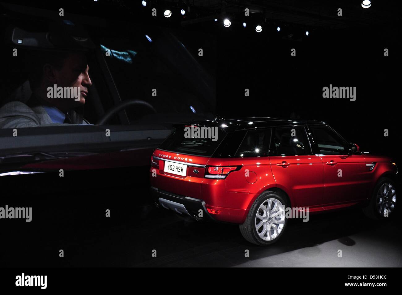 Daniel craig car hi-res stock photography and images - Alamy