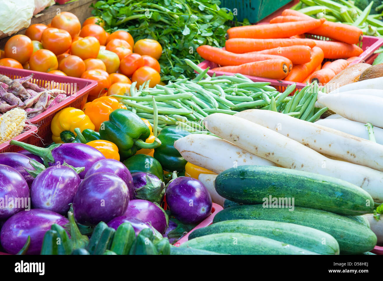 Vegetable market in singapore hi-res stock photography and images - Alamy