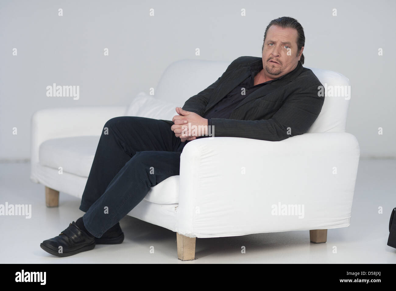 Andreas Giebel on the set of German ARD TV serie 'Heiter bis toedlich ...