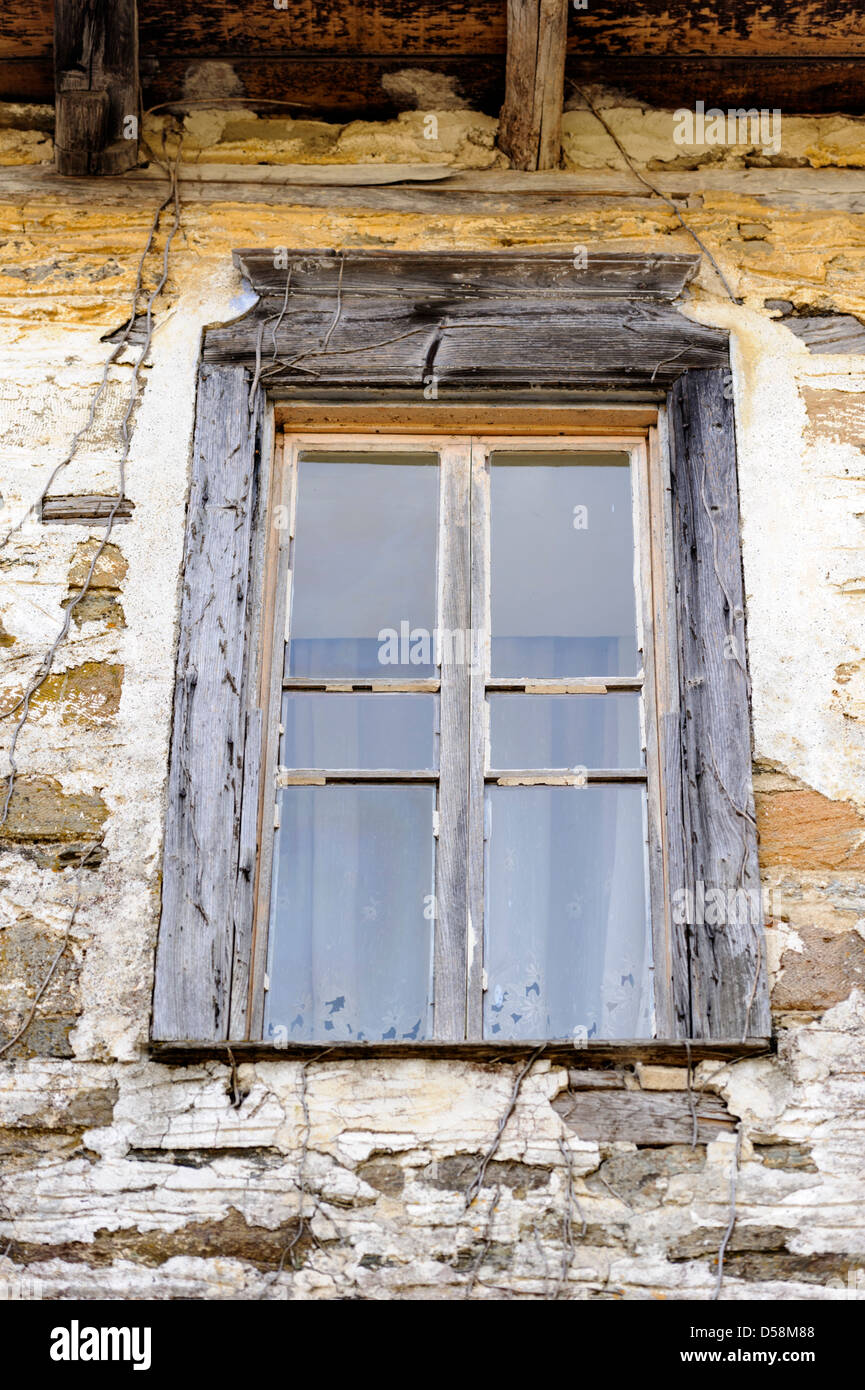 Old style wooden window Stock Photo - Alamy