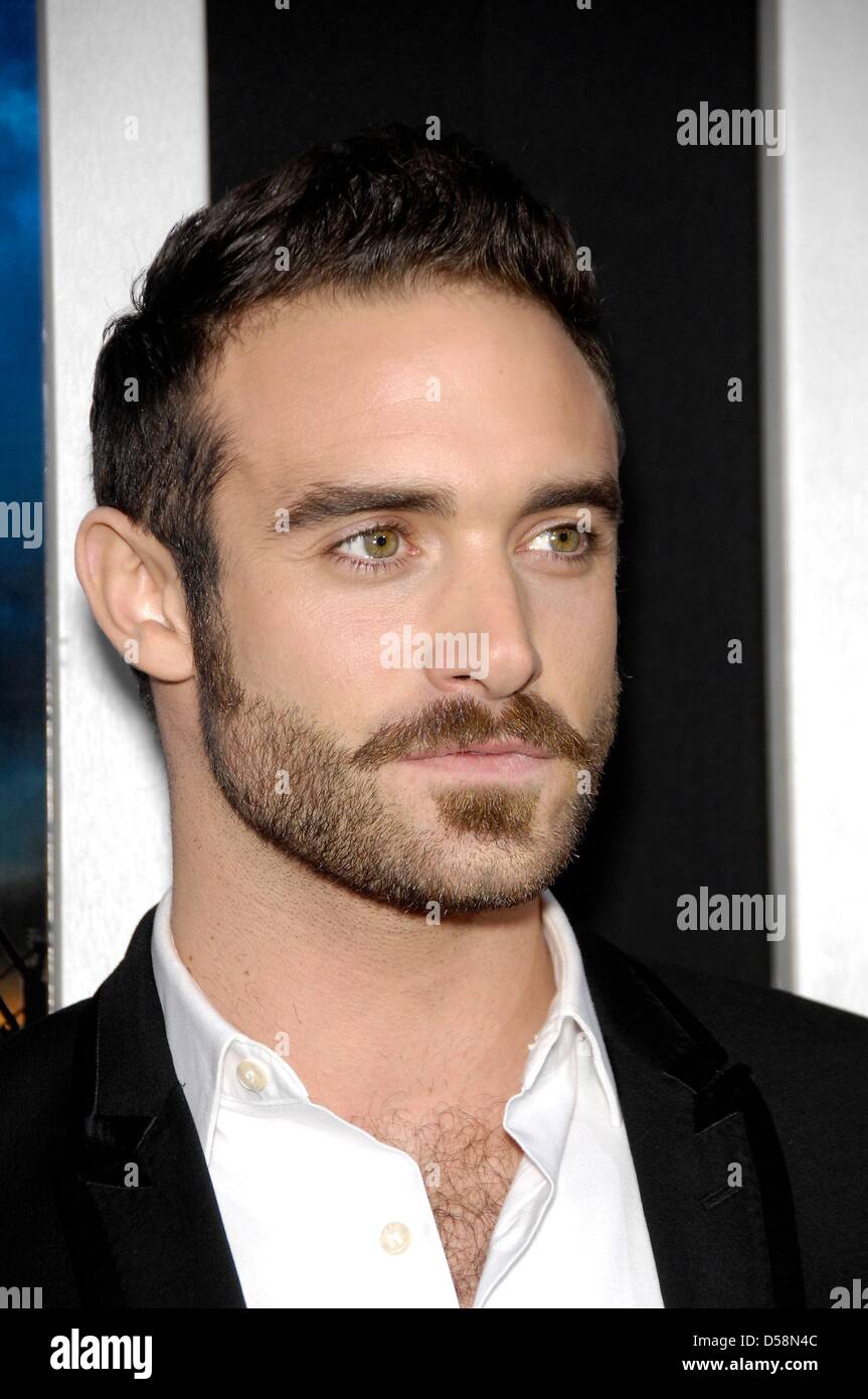 Los Angeles, California, USA. 26th March 2013. Joshua Sasse at arrivals ...