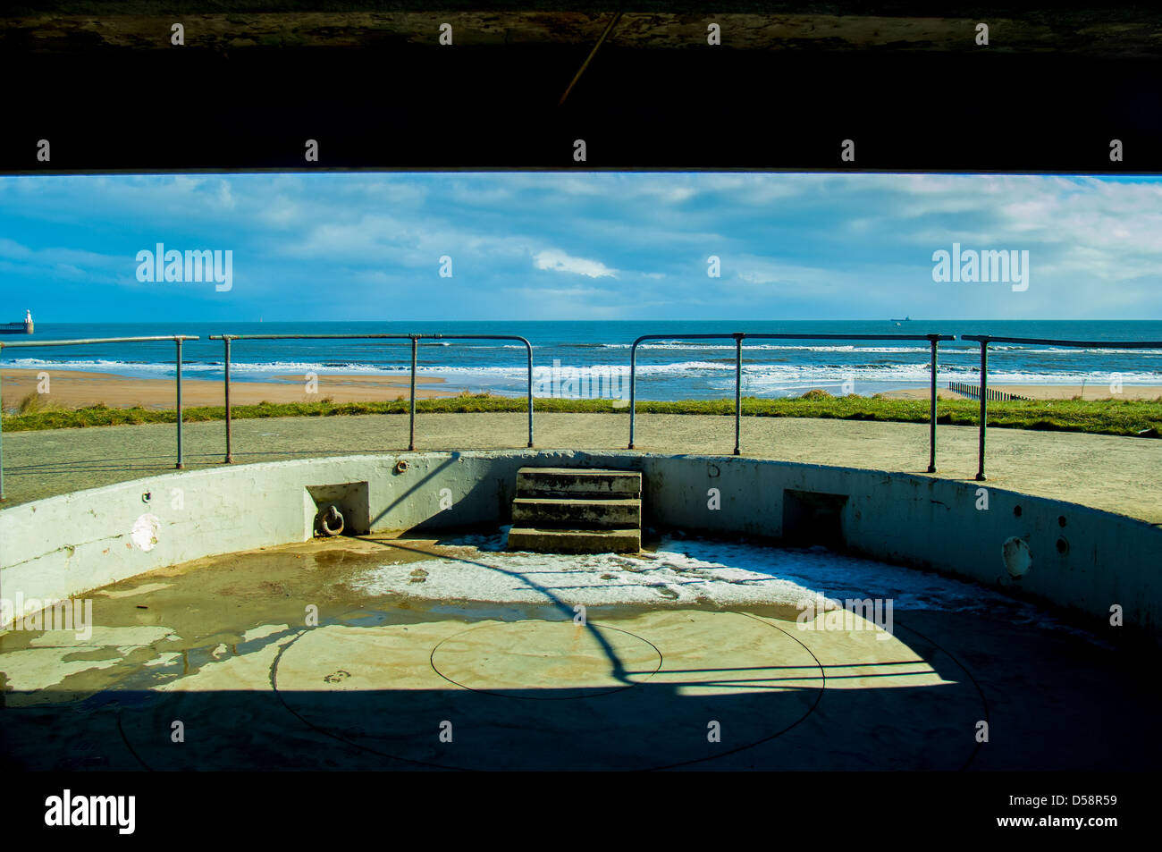 Ww2 artillery battery hi-res stock photography and images - Alamy