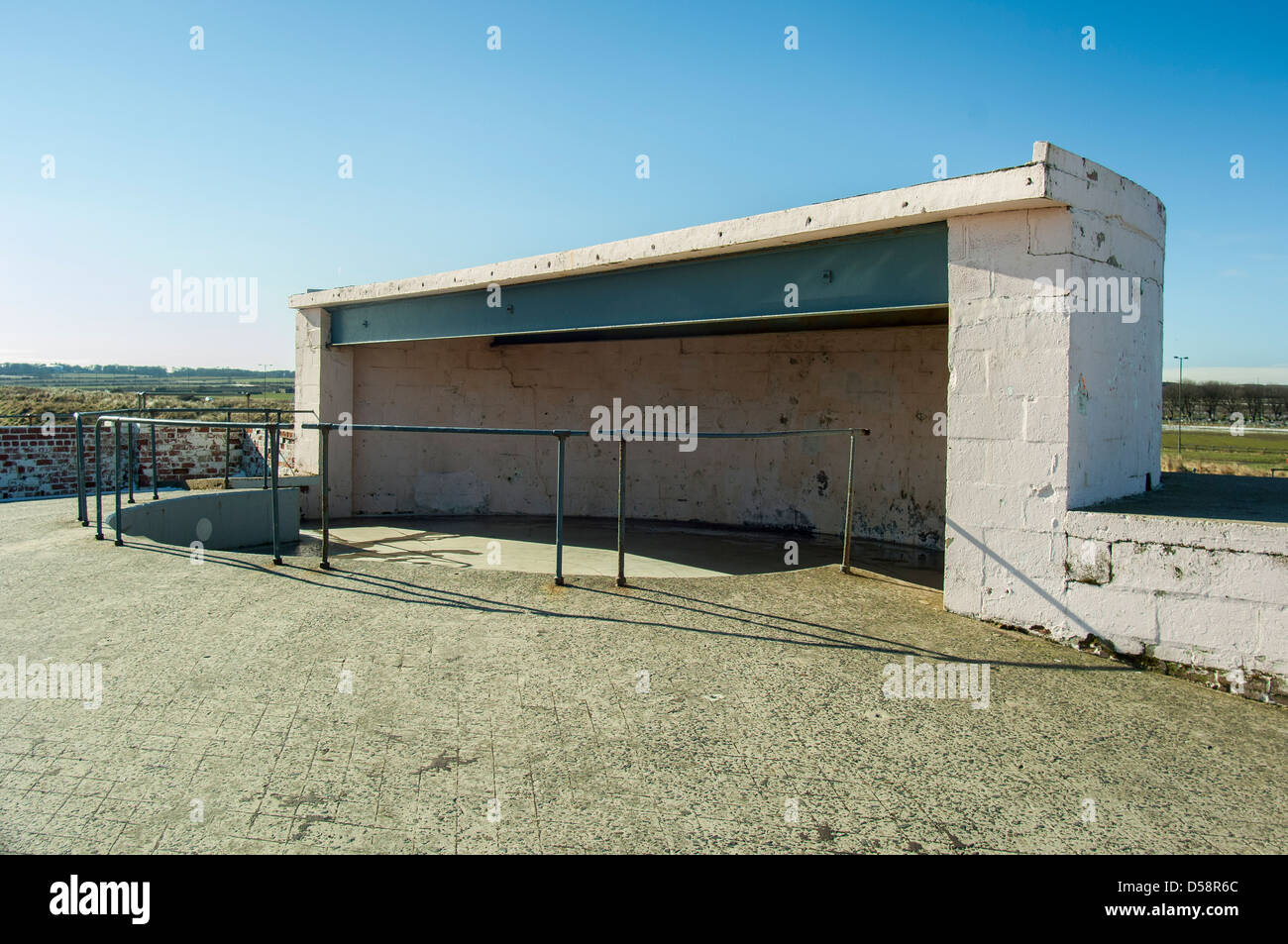 Ww2 artillery battery hi-res stock photography and images - Alamy
