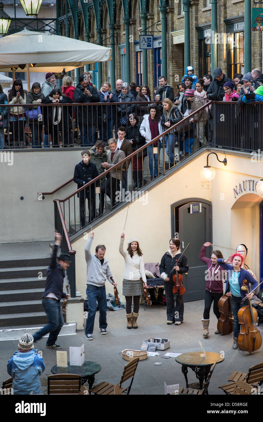 String instruments hi-res stock photography and images - Alamy