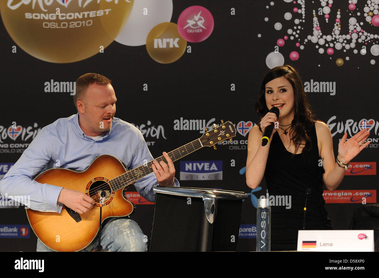 Lena Meyer-Landrut (r) representing Germany and German TV-Presenter ...