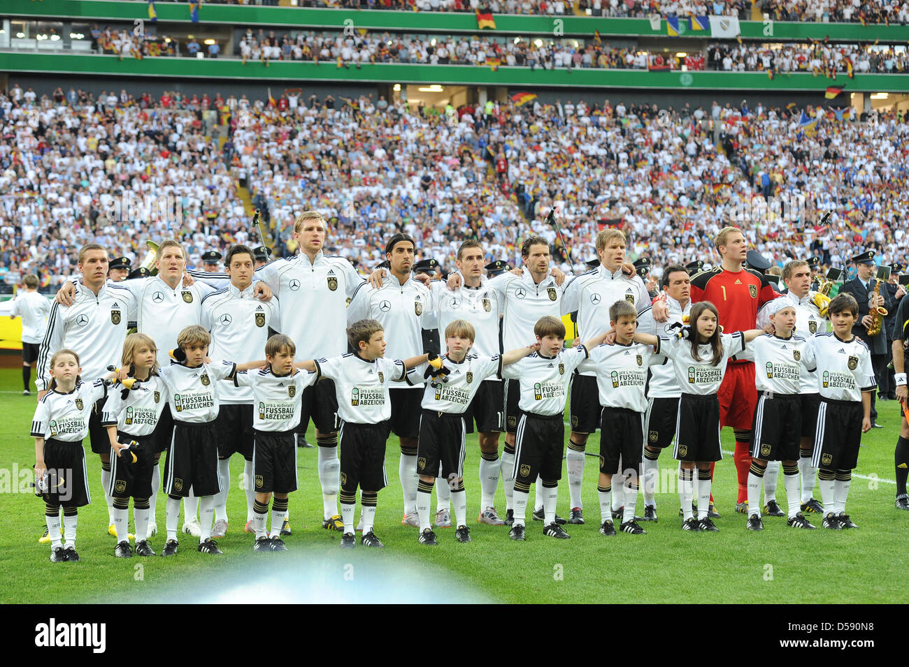 Germany's national team prior to the international soccer test match ...
