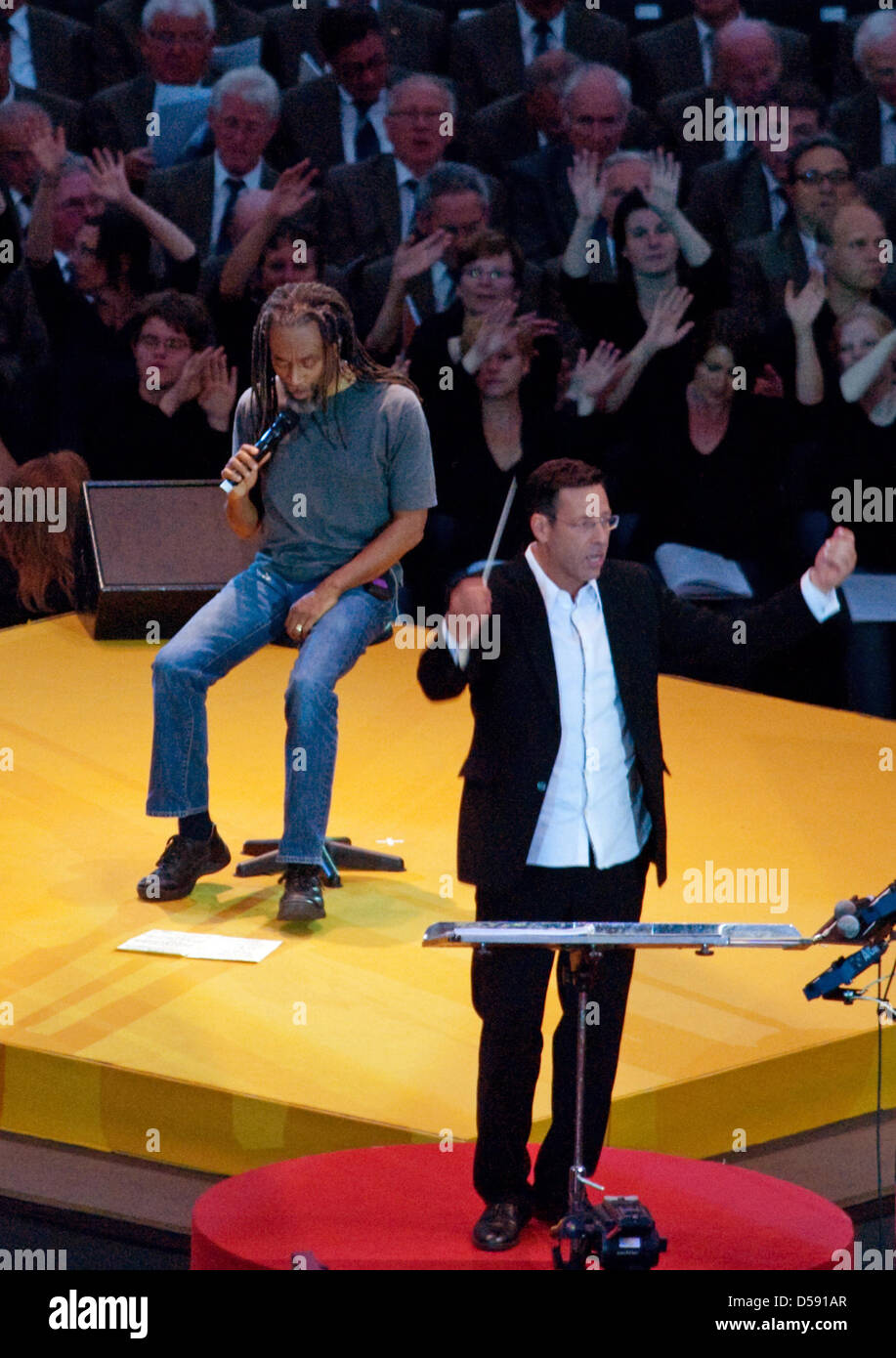 US singer Bobby McFerrin performs at the closing concert of singing ...