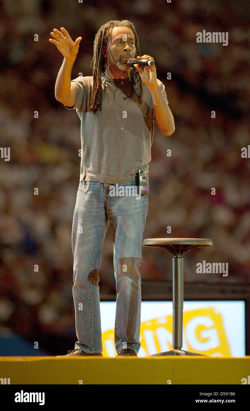 Bobby line hi-res stock photography and images - Alamy