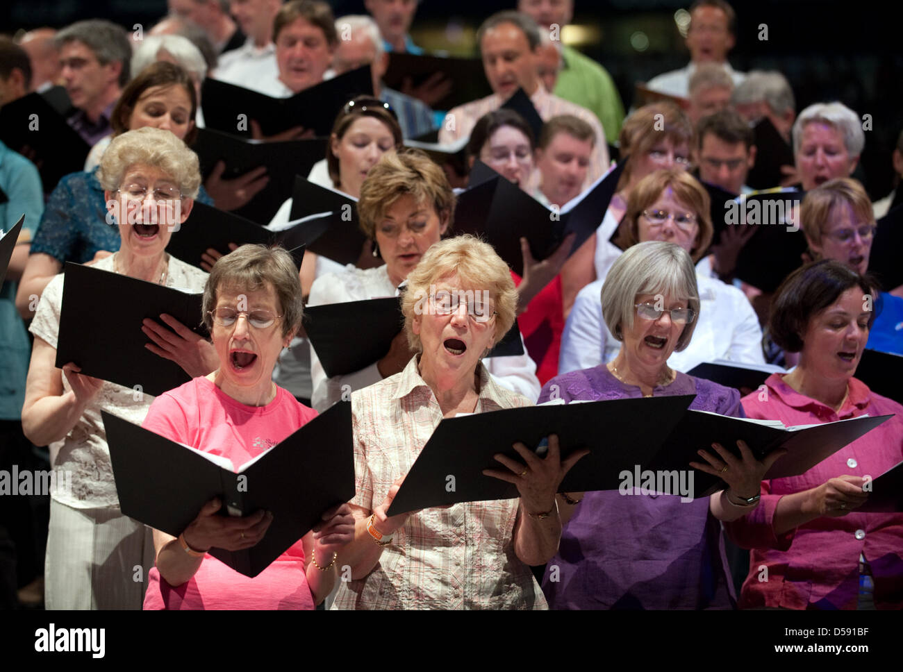 Sing day of song hi-res stock photography and images - Alamy