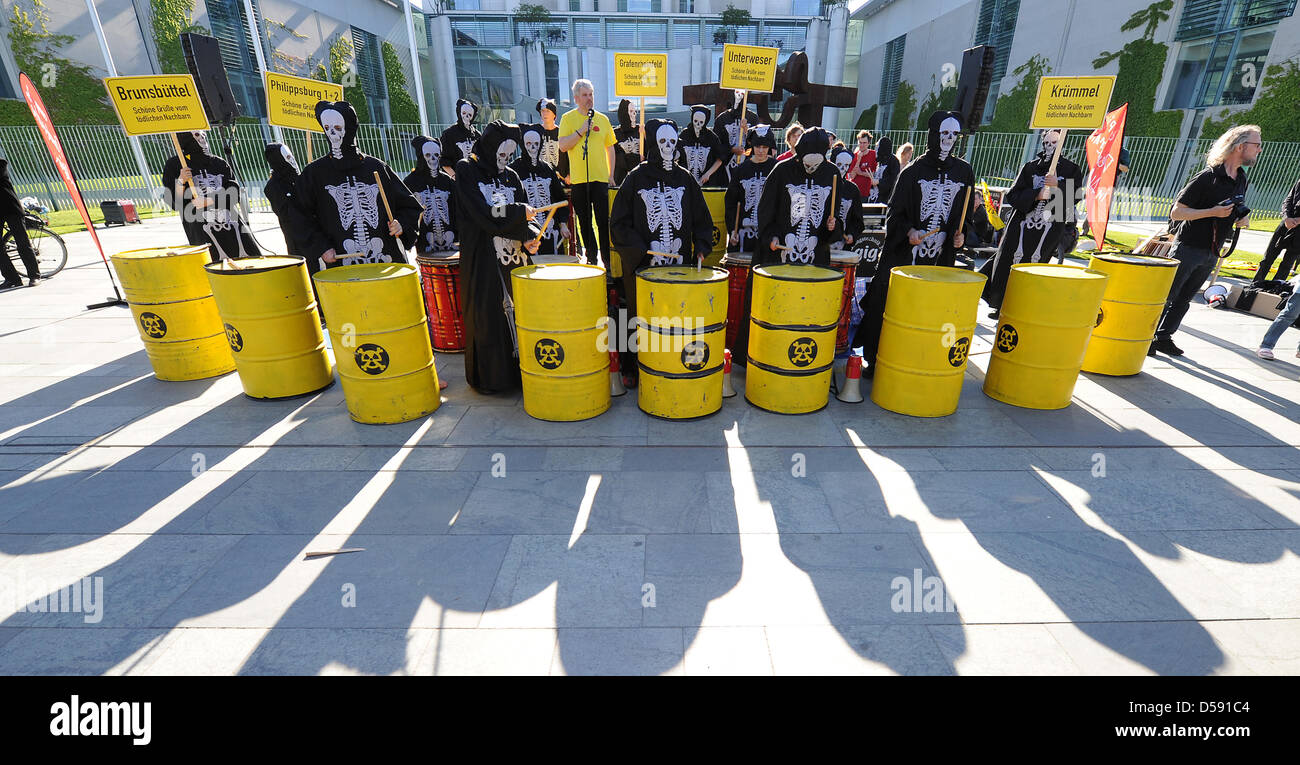 Anit nuclear power hi-res stock photography and images - Alamy