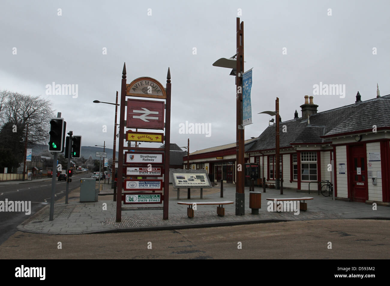 Aviemore railway station hi-res stock photography and images - Alamy