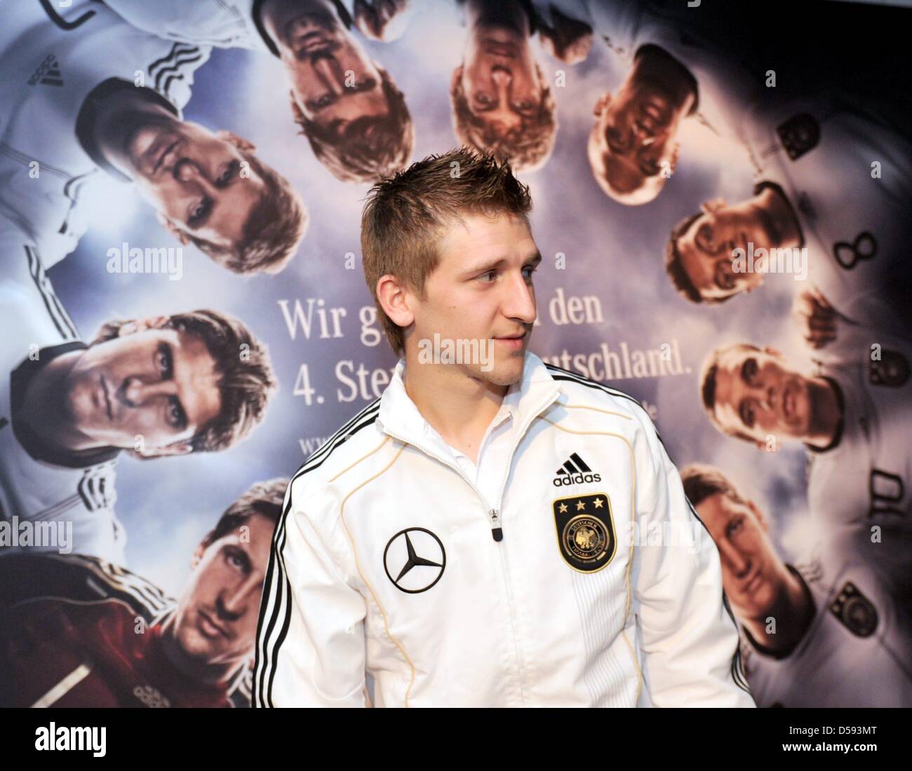 German international Marko Marin poses at a press conference of the ...