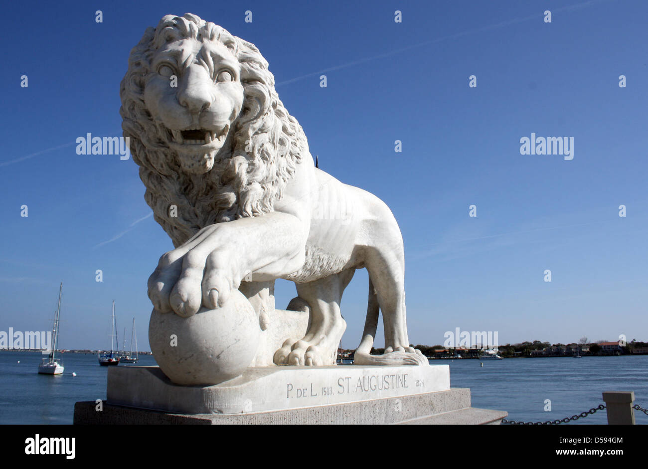 A statue of a lion, which shall remind viewers of the discovery of ...
