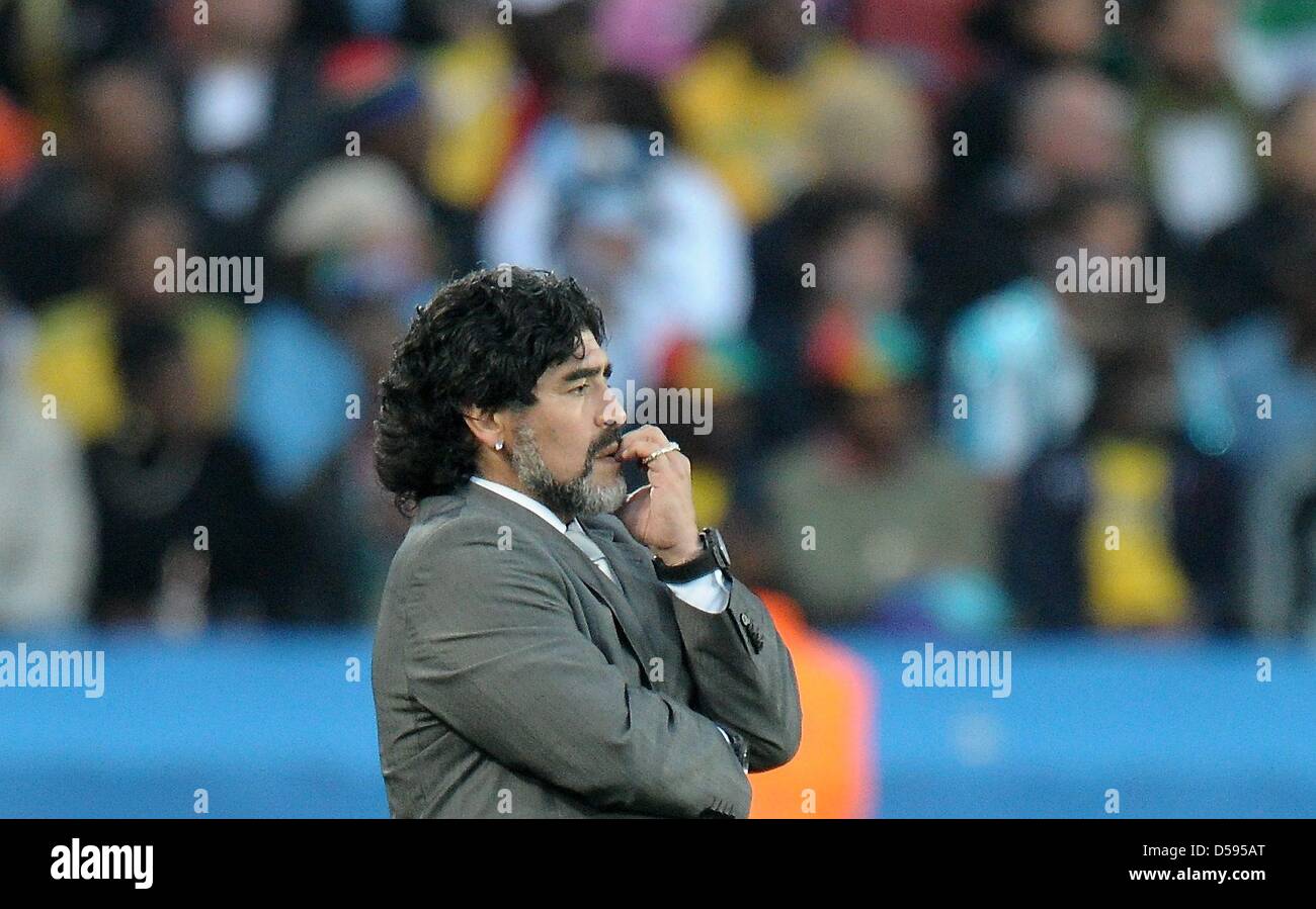 Head coach Diego Armando Maradona of Argentina during the FIFA World ...
