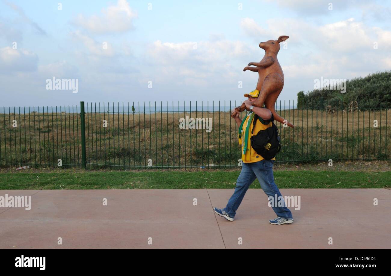 Australian soccer fans in fifa hi-res stock photography and images - Alamy