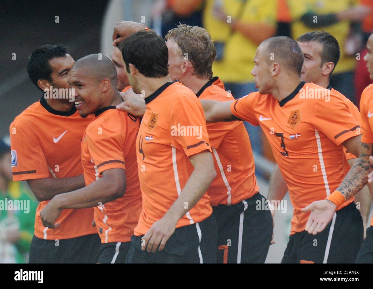 Players of the Netherlands celebrate their 1-0 lead during the 2010 ...