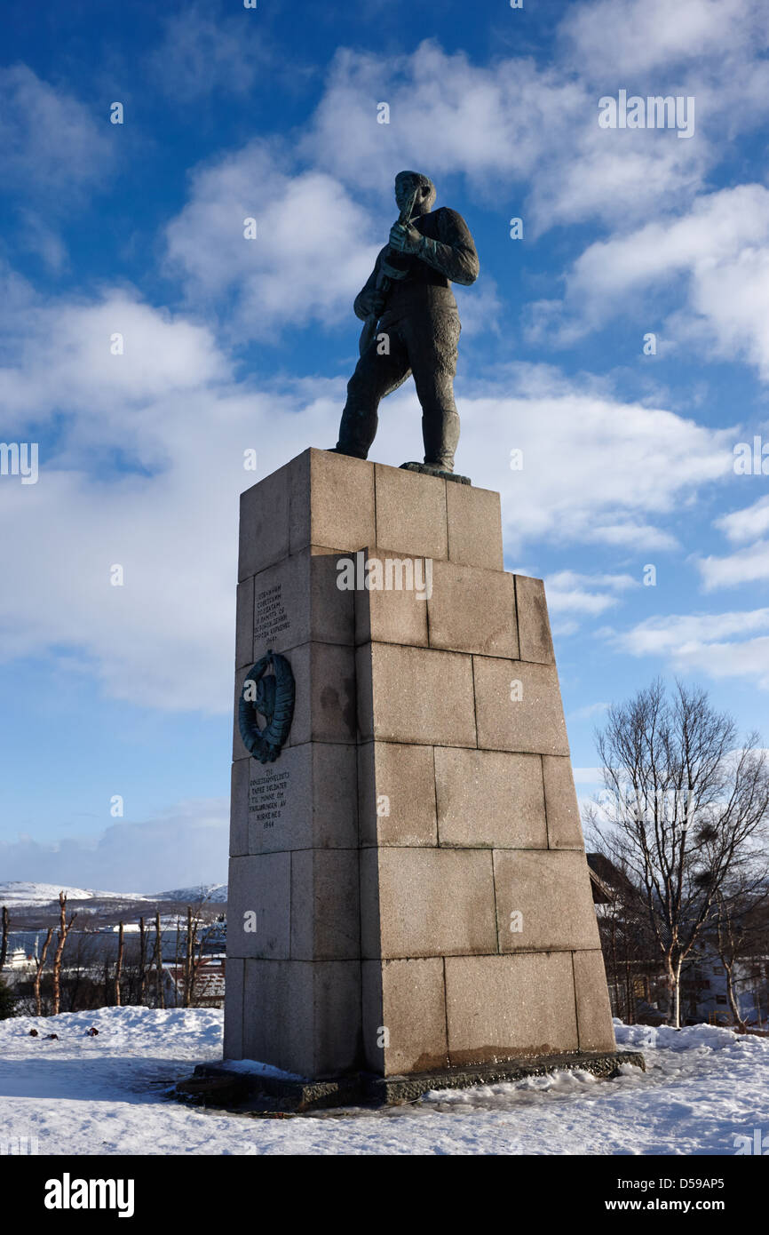 russian soldier monument war memorial kirkenes finnmark norway europe ...
