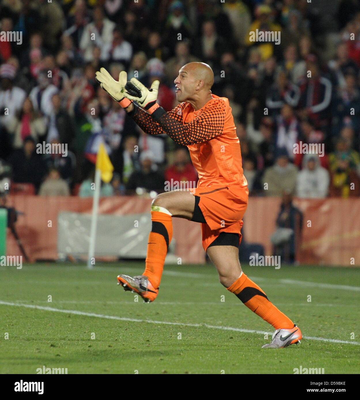 Goalkeeper Tim Howard of USA gestures during the FIFA World Cup 2010 ...