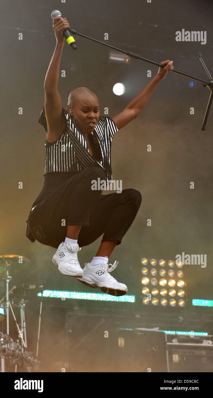 Deborah Anne Dyer genannt Skin, SŠngerin der britischen Band "Skunk ...