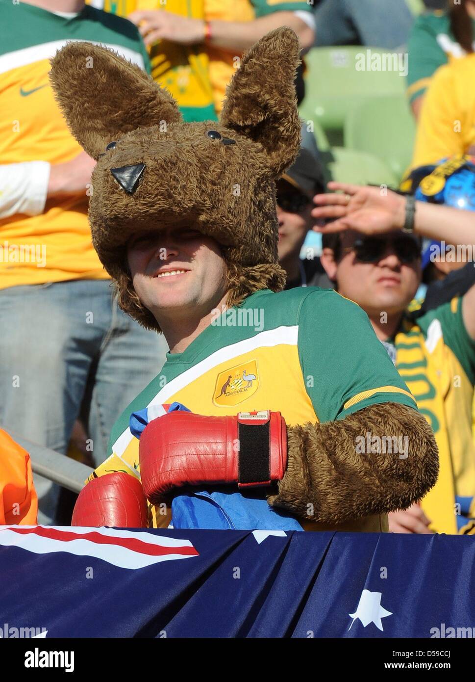 Ghana fans in the stands hi-res stock photography and images - Alamy