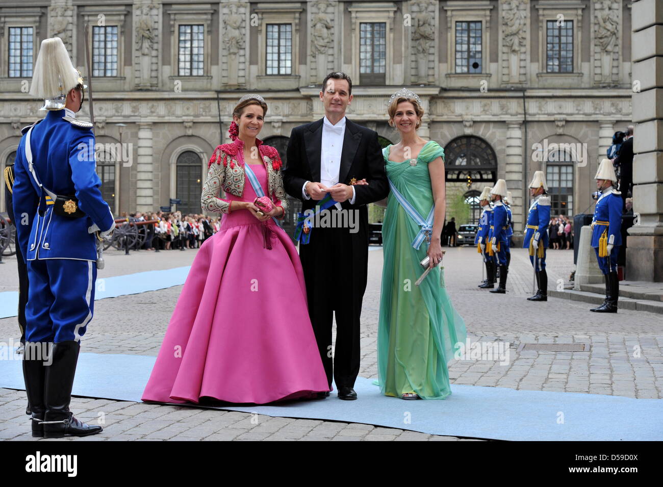 Princess Elena of Spain (2nd L), Princess Cristina of Spain (R) and her ...