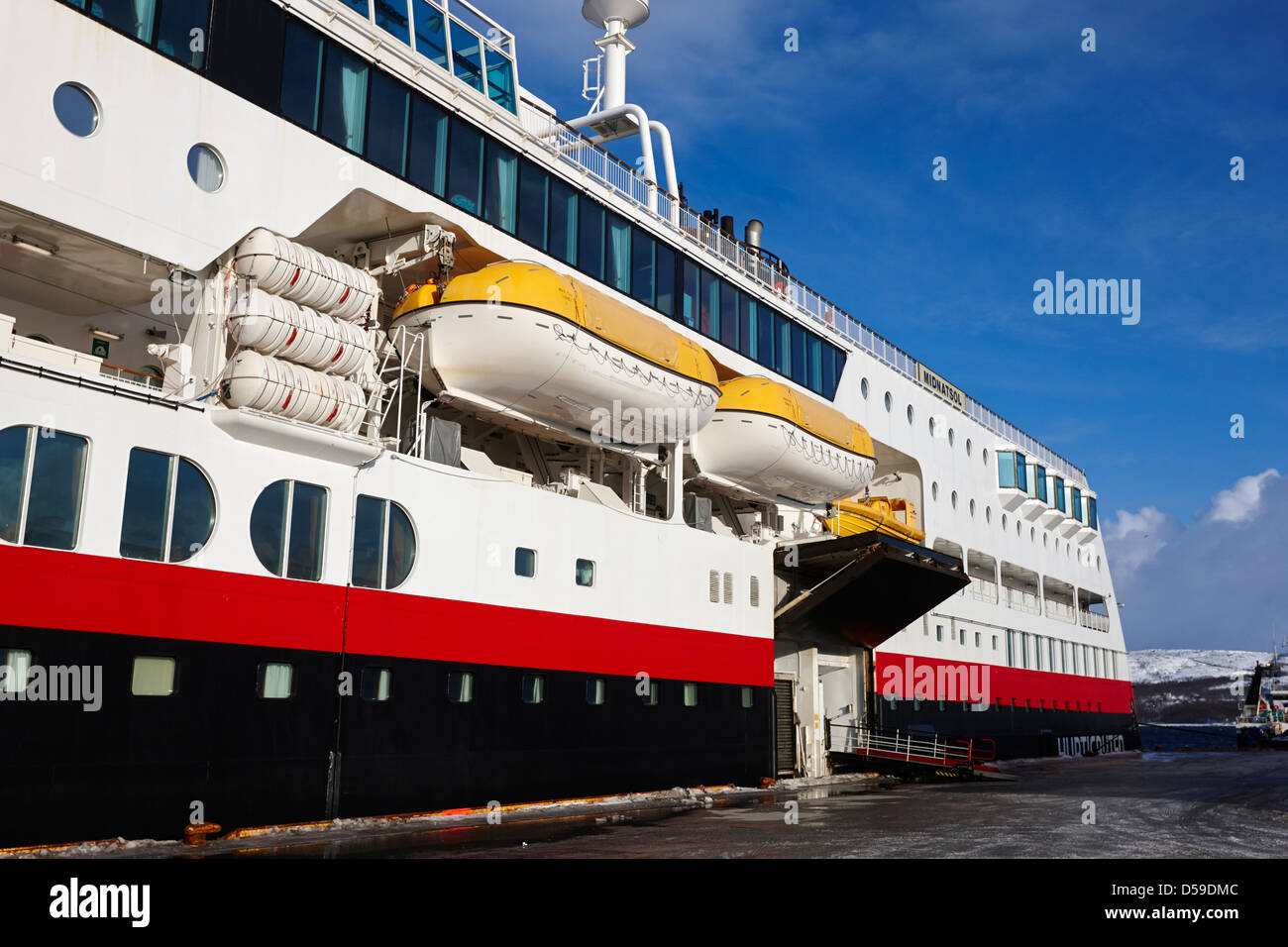 hurtigruten ship mv midnatsol berthed in kirkenes finnmark norway ...