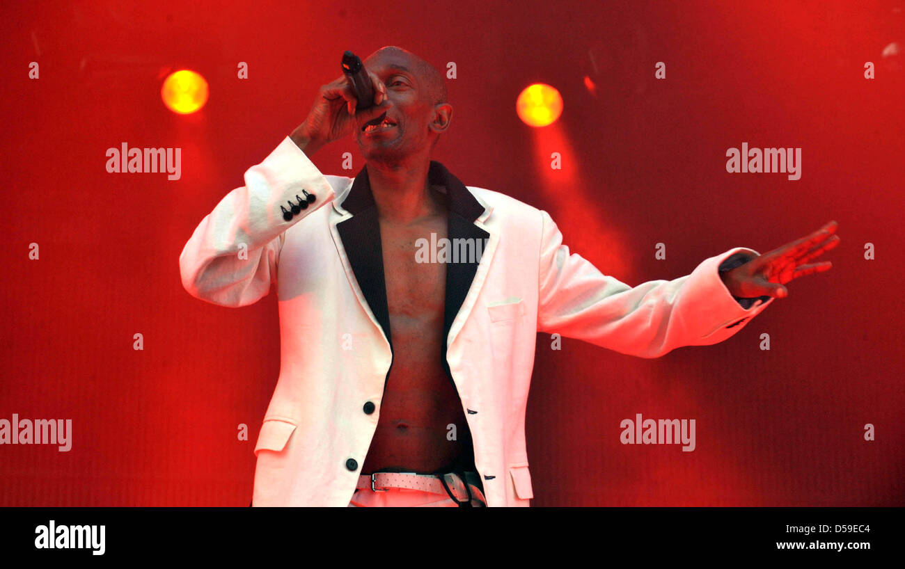 Maxwell Alexander Fraser, better known as Maxi Jazz, the singer of the ...