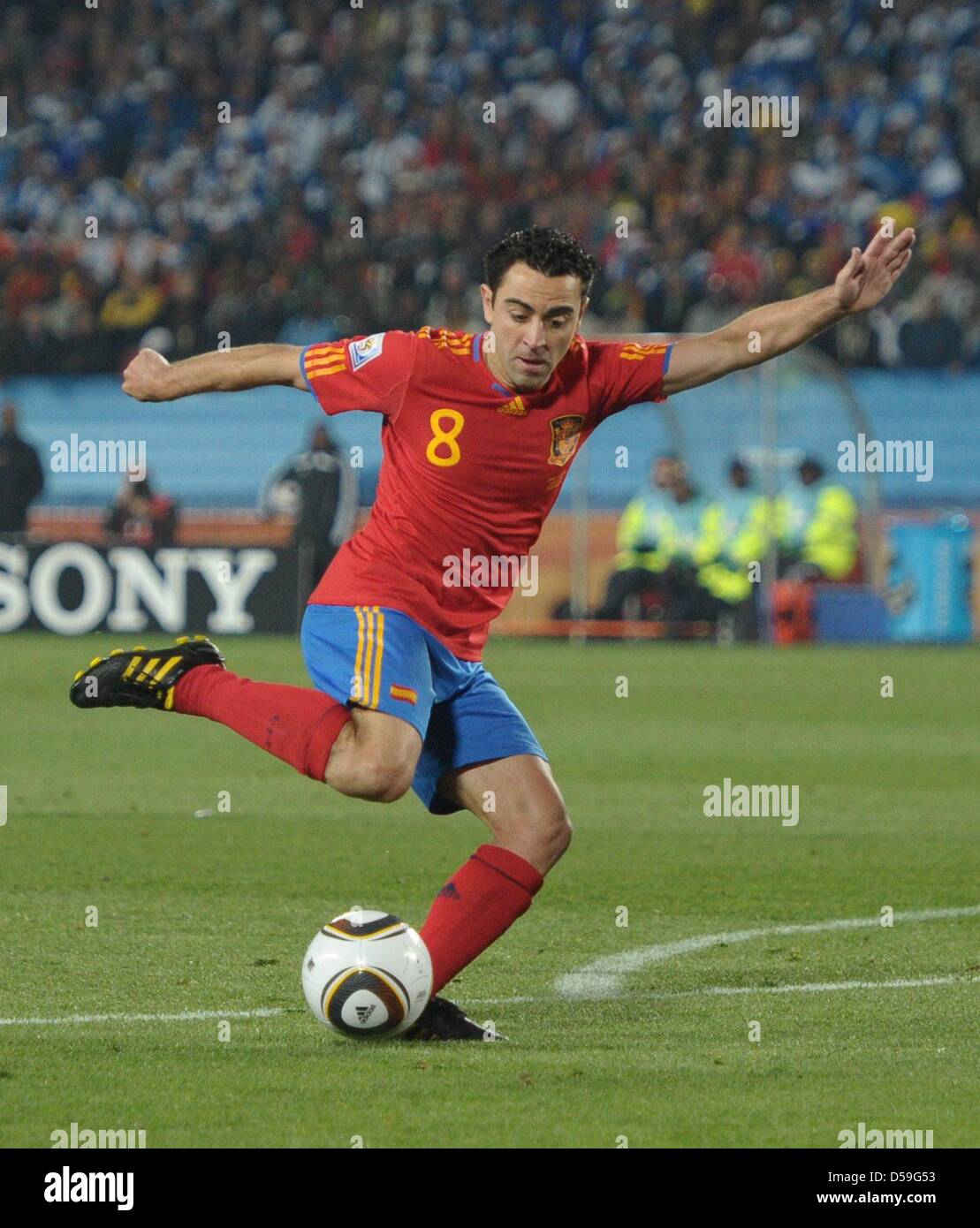 Xavi 2010 world cup hi-res stock photography and images - Alamy