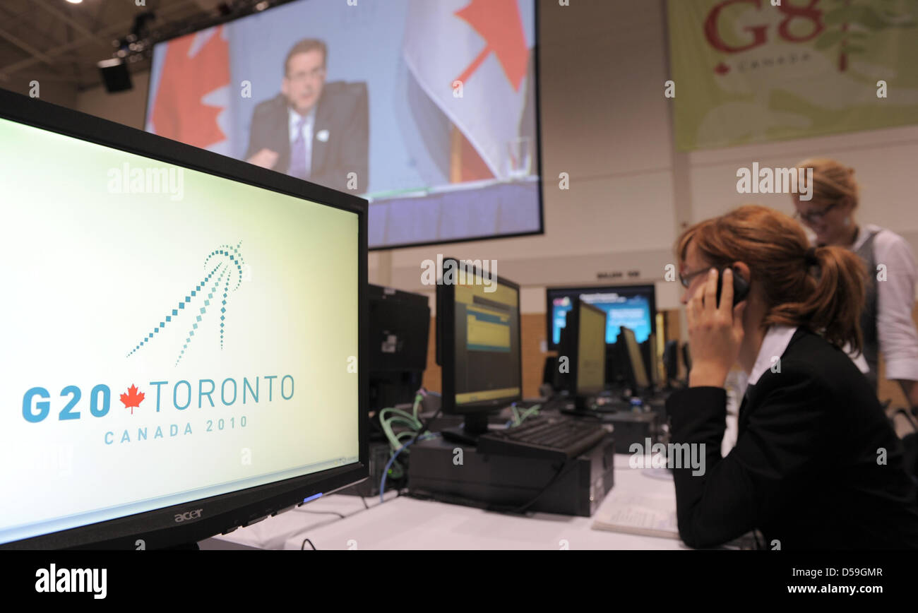 Journalisten in der welt hi-res stock photography and images - Alamy