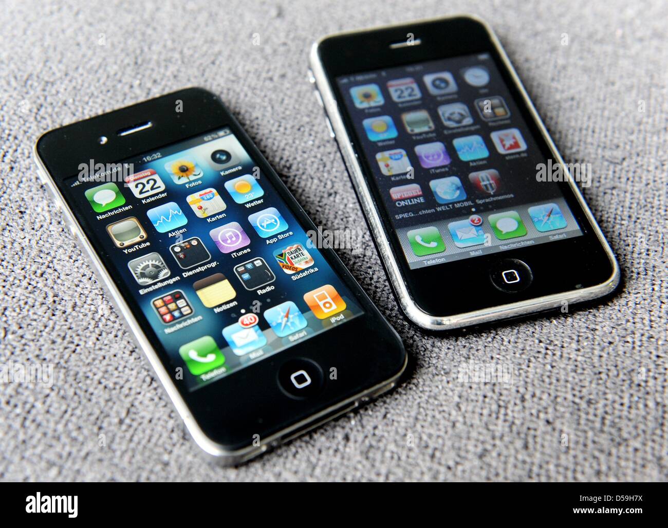 The new iPhone 4 pictured in Hamburg, Germany, 22 June 2010. Photo ...