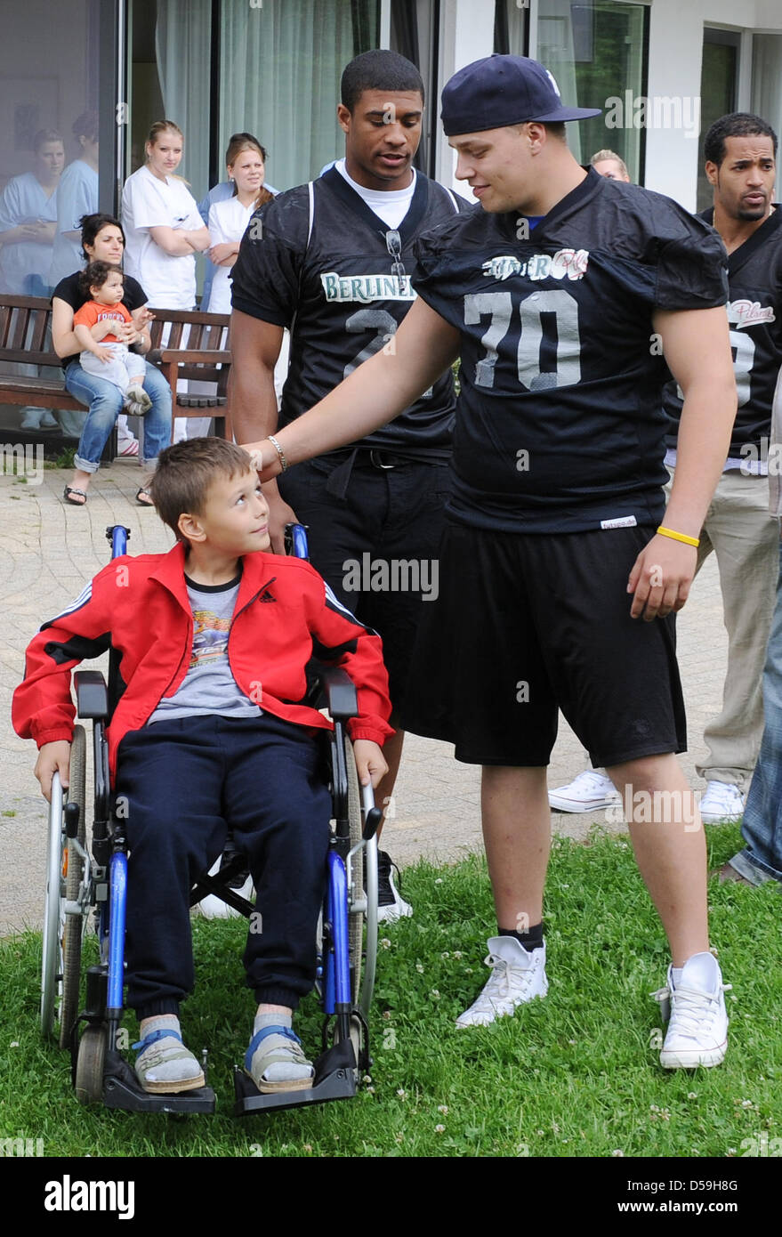 Team outlaw hi-res stock photography and images - Alamy