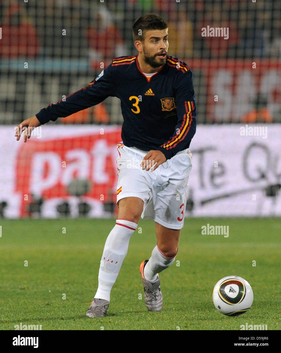 Gerard pique world cup hi-res stock photography and images - Alamy