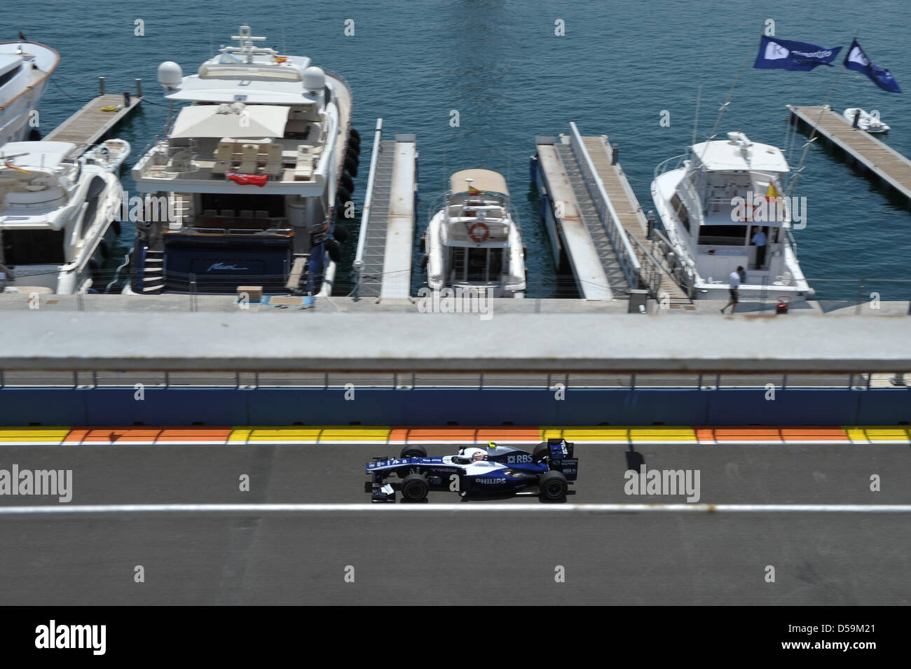 German Formula 1 racedriver Nico Huelkenberg (Williams) drives along ...