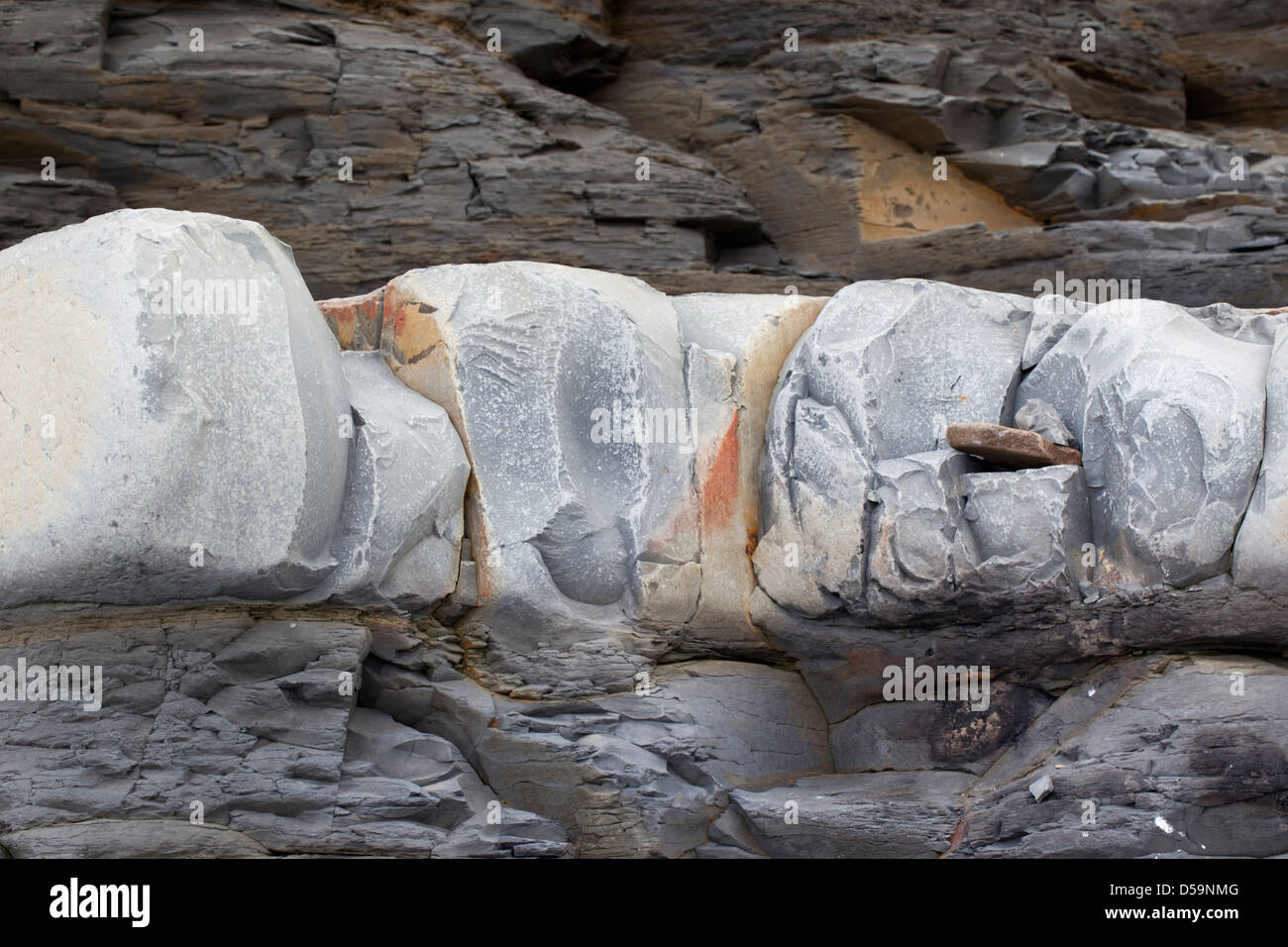 Layers of shale rocks hi-res stock photography and images - Alamy