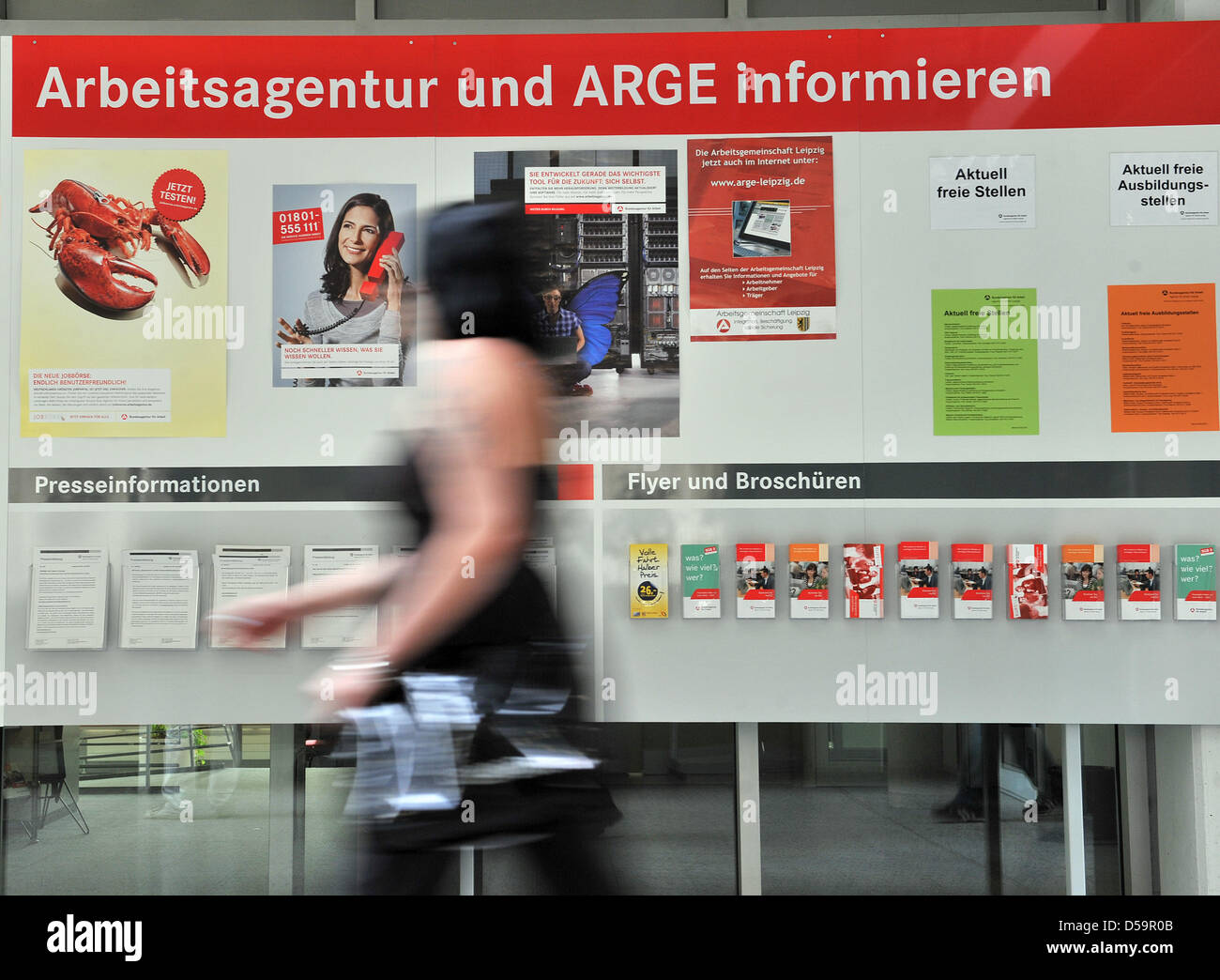 Job centre queue hi-res stock photography and images - Alamy