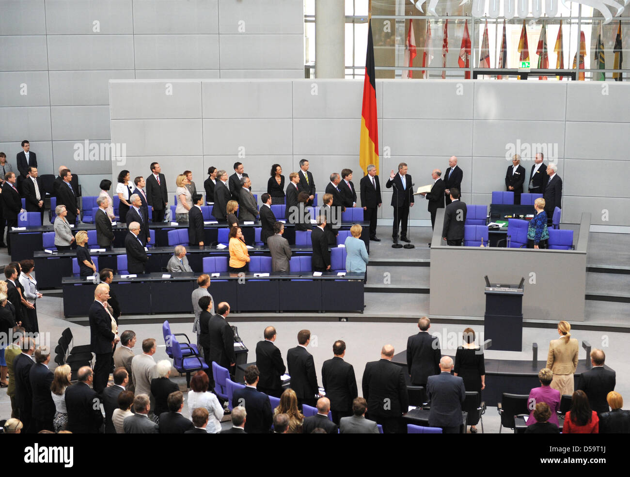 The new German President Christian Wulff swears his oath to office on ...