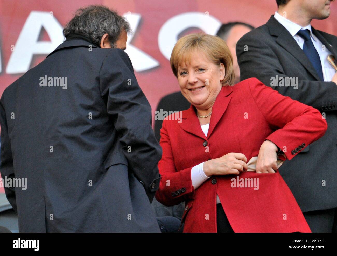 German Chancellor Angela Merkel (CDU, R) and President of the UEFA ...