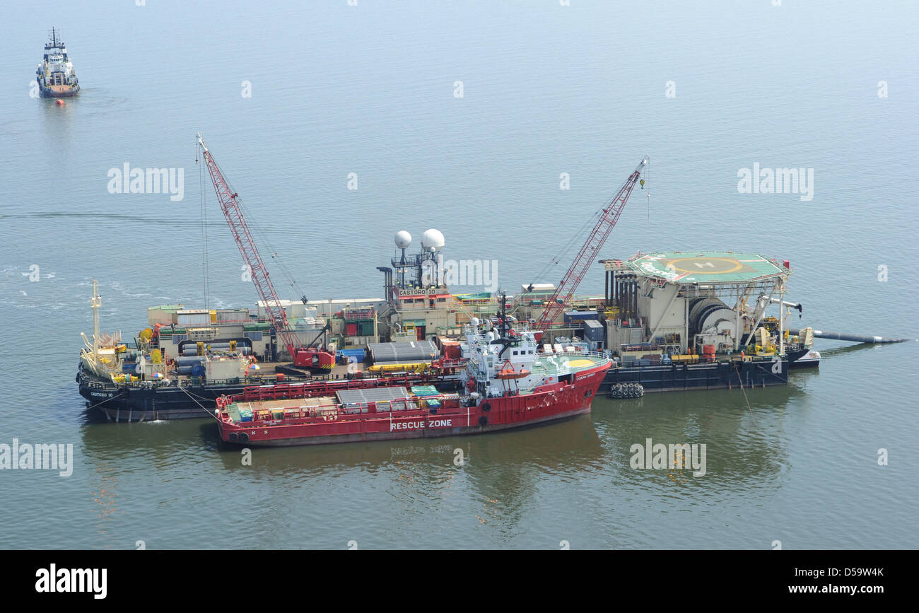 Pipelay barge 'Castoro 10' lays pipes for Nord Stream pipeline off ...