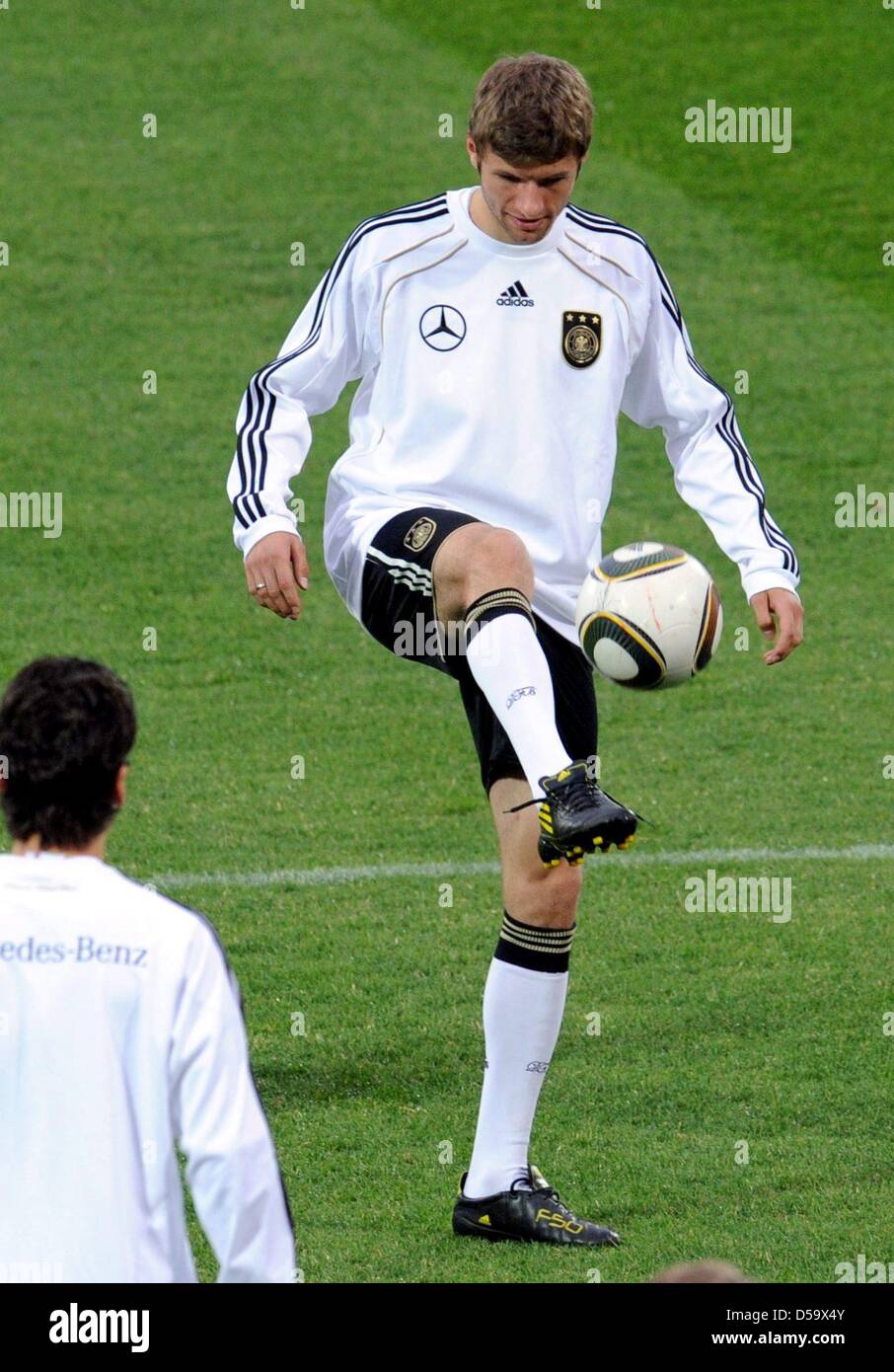 Thomas mueller 2010 hi-res stock photography and images - Alamy