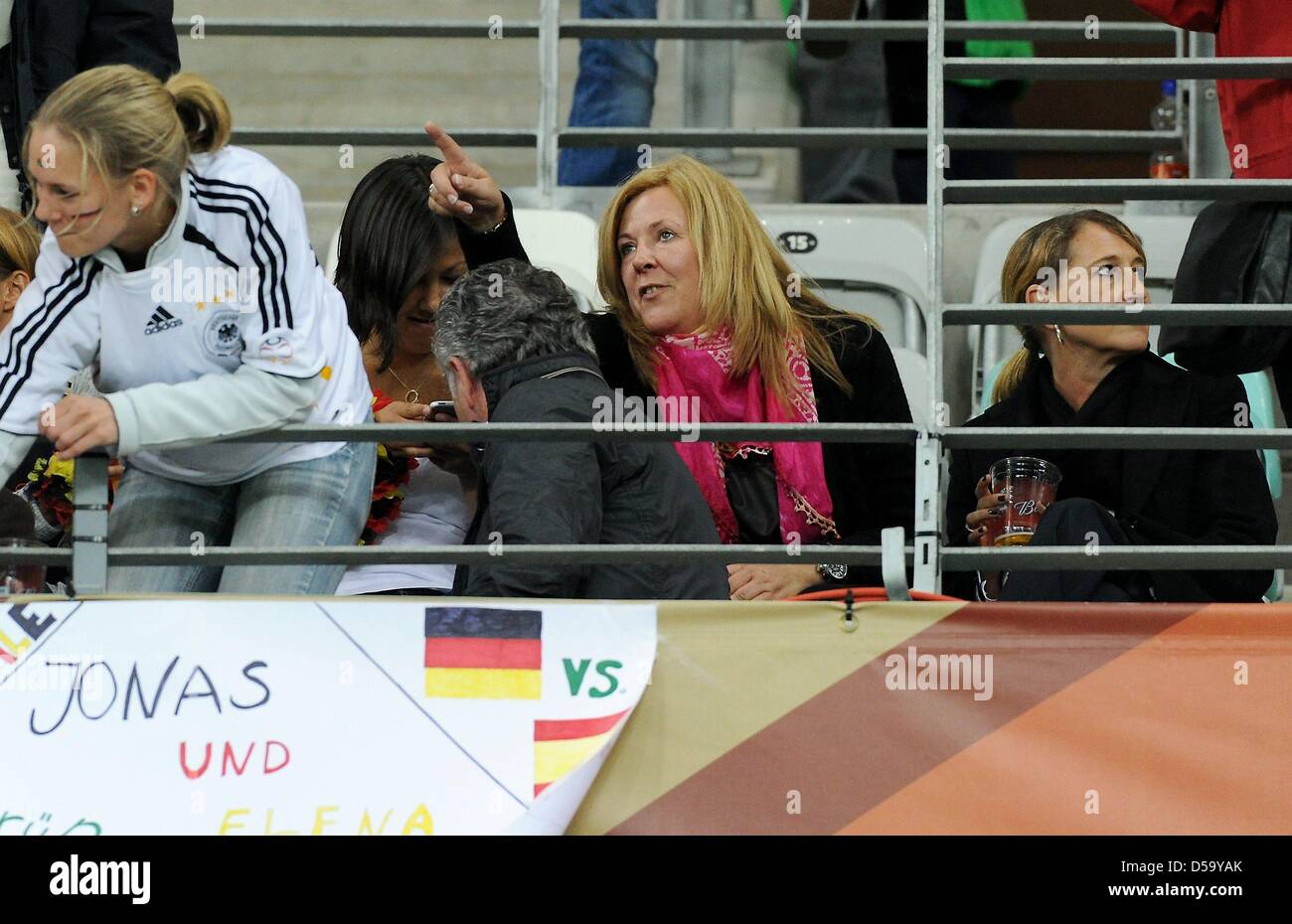 Daniela Loew High Resolution Stock Photography and Images - Alamy