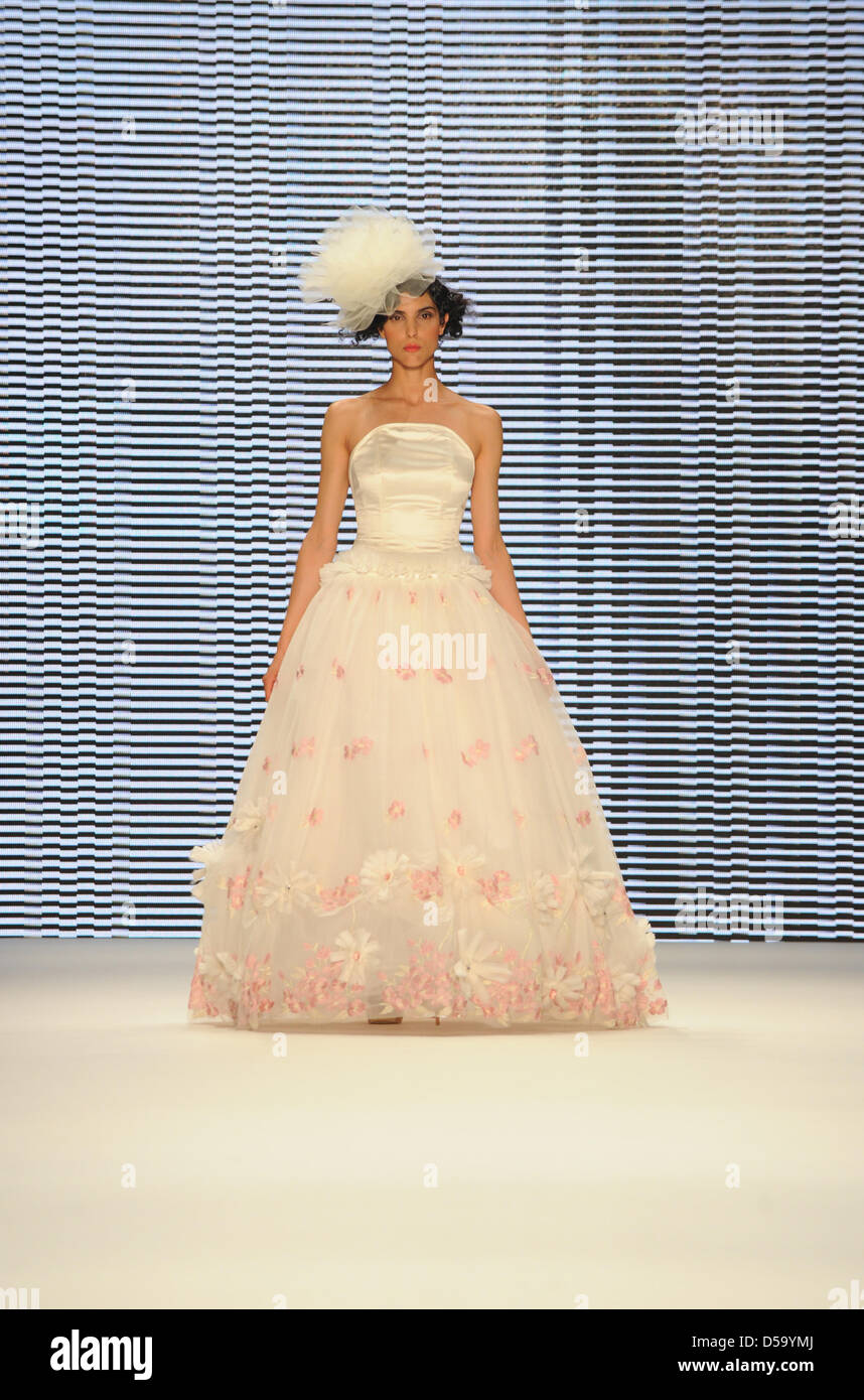 Maria Guida High Resolution Stock Photography and Images - Alamy