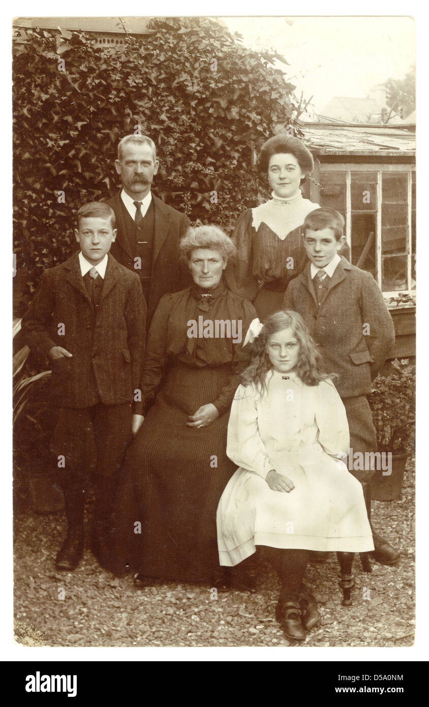Edwardian family hi-res stock photography and images - Alamy