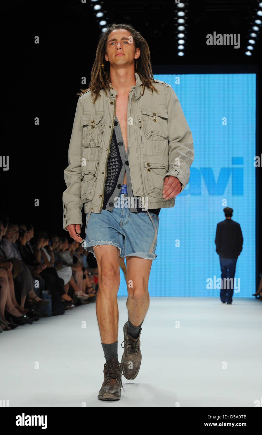 A model presents a creation of the turkish label 'Mavi' during the ...