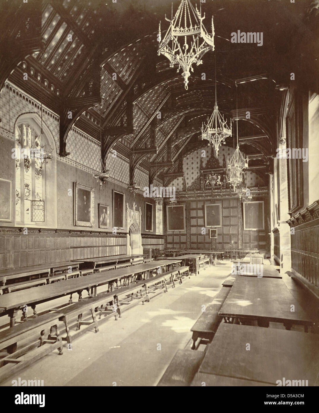 St john’s dining hall cambridge hi-res stock photography and images - Alamy