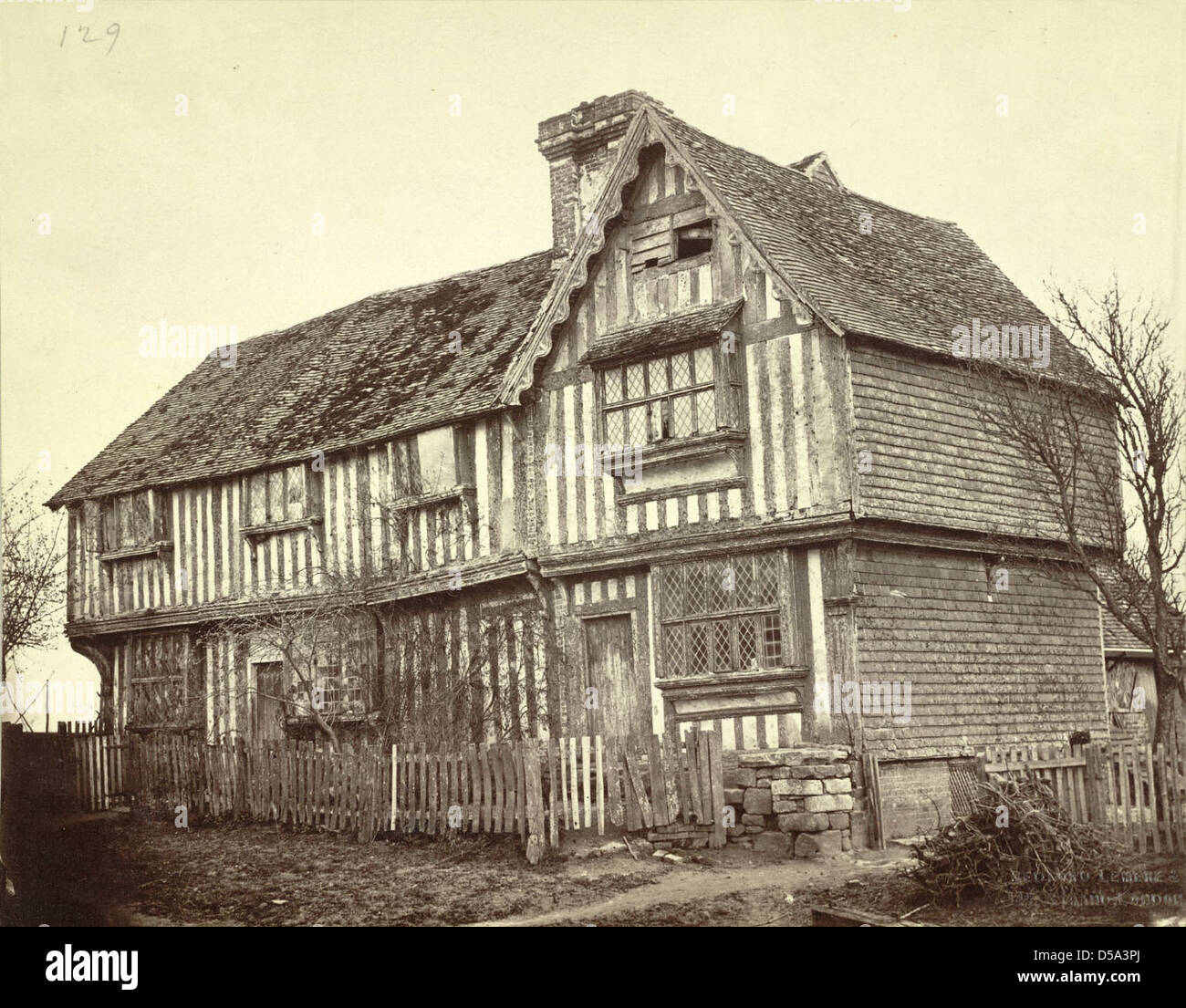 This image shows Bidboro Manor House in Kent, England, showcasing its ...