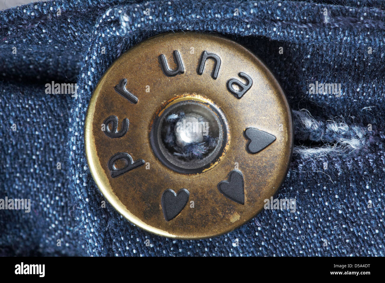 Per una button on jeans hi-res stock photography and images - Alamy