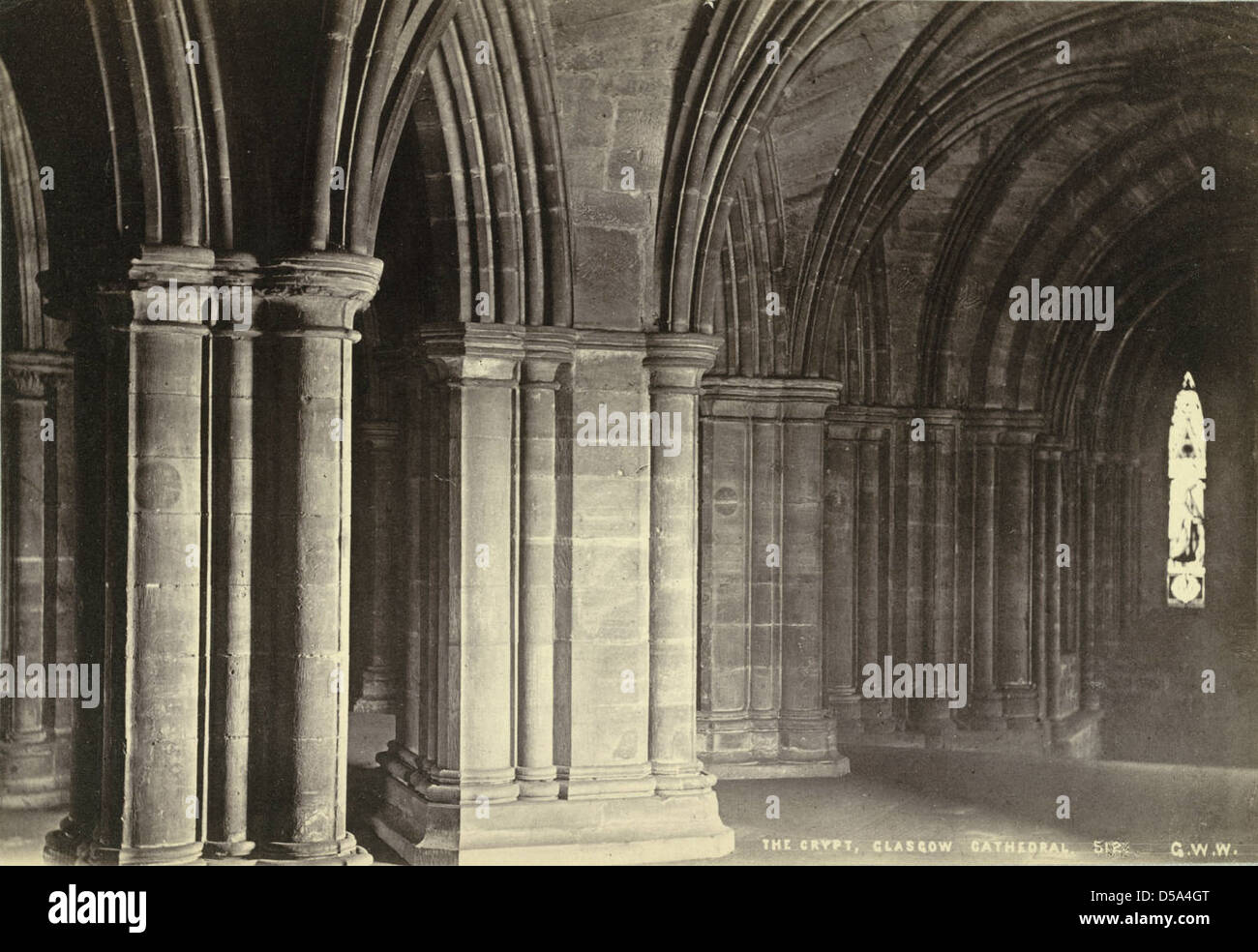 Cathedral crypts hi-res stock photography and images - Alamy