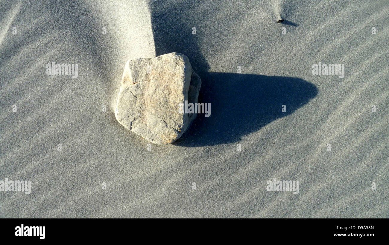 Stones beaches hi-res stock photography and images - Alamy